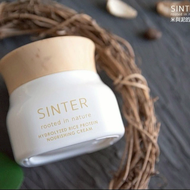 讓肌膚像喝飽水一樣 【SINTER 顏璽】抗皺緊實拉提組 呈現細緻飽滿的光采自信小臉♥積極保濕的季節💝呵護敏弱肌💝抗老緊膚、撫平皺紋首選、改善暗沉☆【Shopping99】 | LINE 禮物