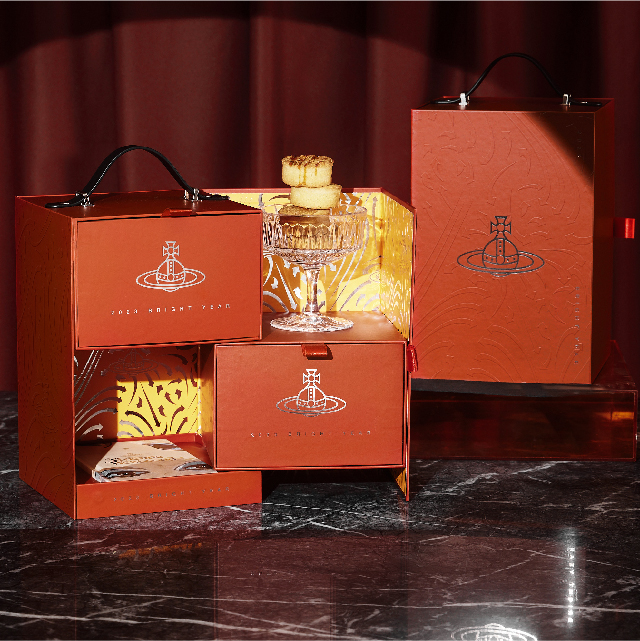 【Vivienne Westwood Café】免運10盒組-2023新年禮盒 | LINE 禮物