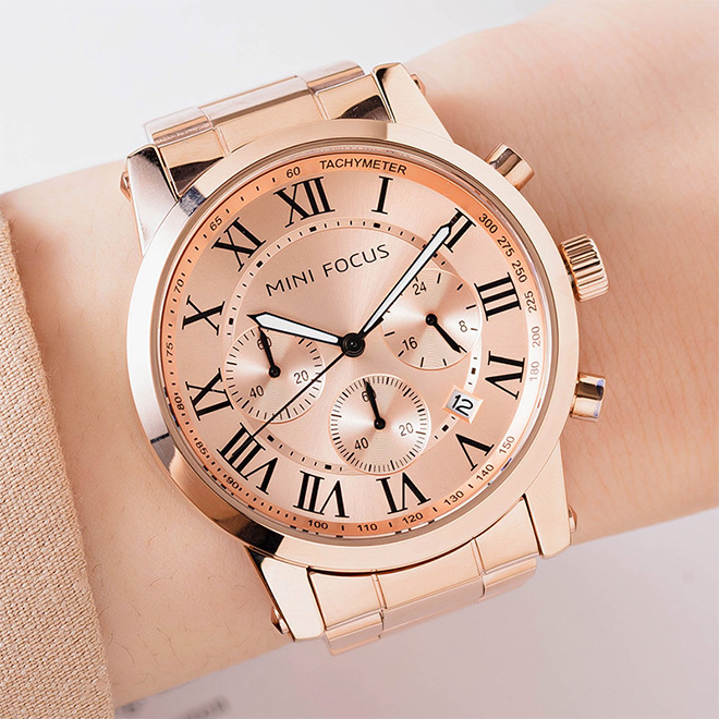 【RADIANT STAR】MINIFOCUS榮耀之光真三眼日期顯示羅馬數字刻度金屬鍊帶手錶-膚面玫金帶 | LINE 禮物