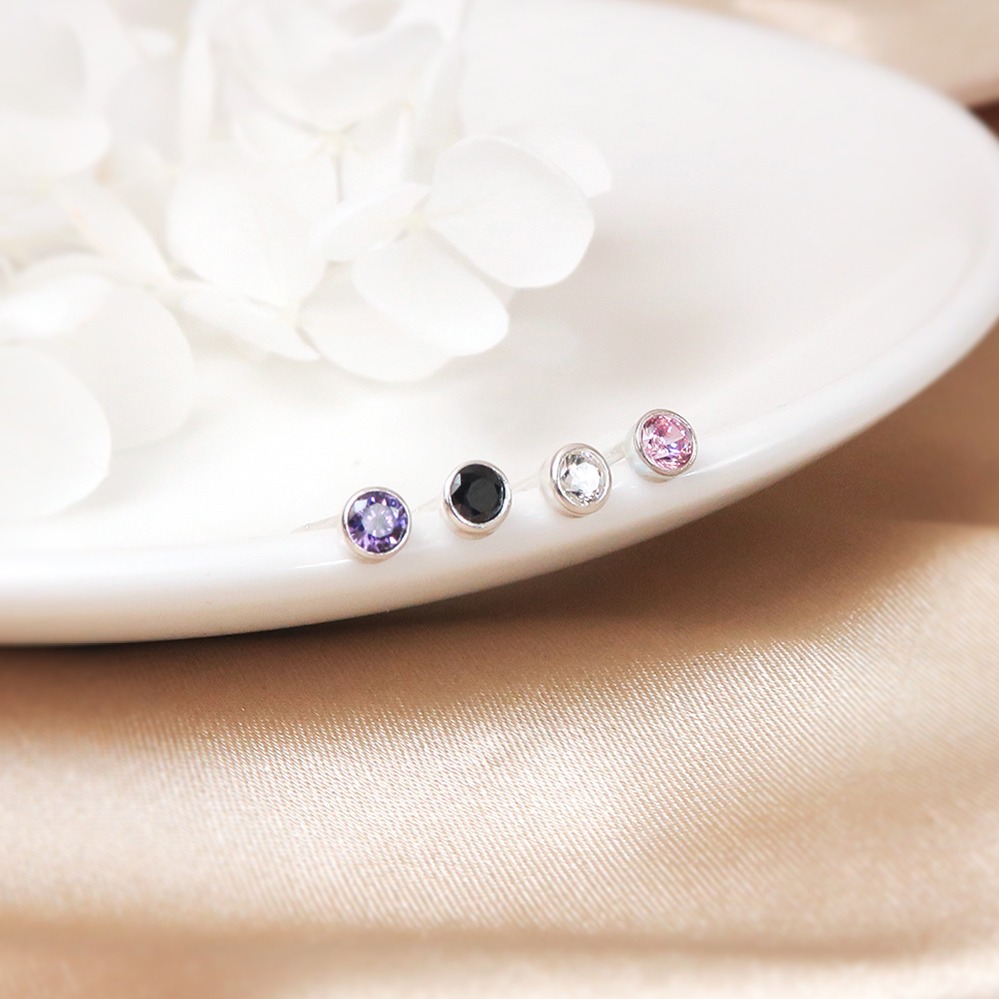 【ART64】純銀祝福 單鑽耳環 圓形包鑲3mm 925純銀耳環 感謝禮 生日禮物 | LINE 禮物