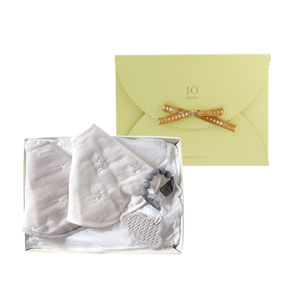 【日本10mois】星彩圍兜固齒器禮盒組 (氣質灰/六層紗口水巾圍兜+固齒器) | LINE 禮物