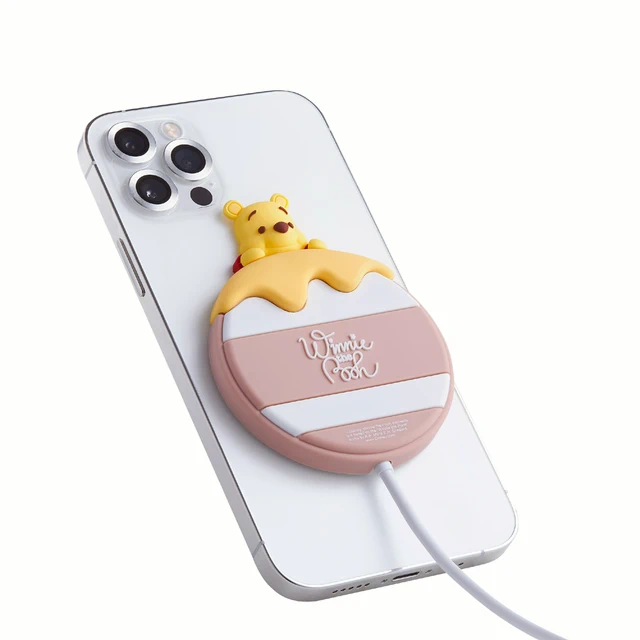 為你充電【infoThink】小熊維尼磁吸充電盤｜iPhone 12以上適用、辦公室小物 | LINE 禮物
