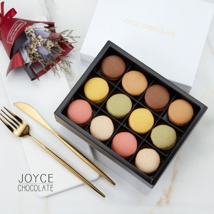 [快速出貨]【Joyce Chocolate】法式馬卡龍12入禮盒 | LINE 禮物